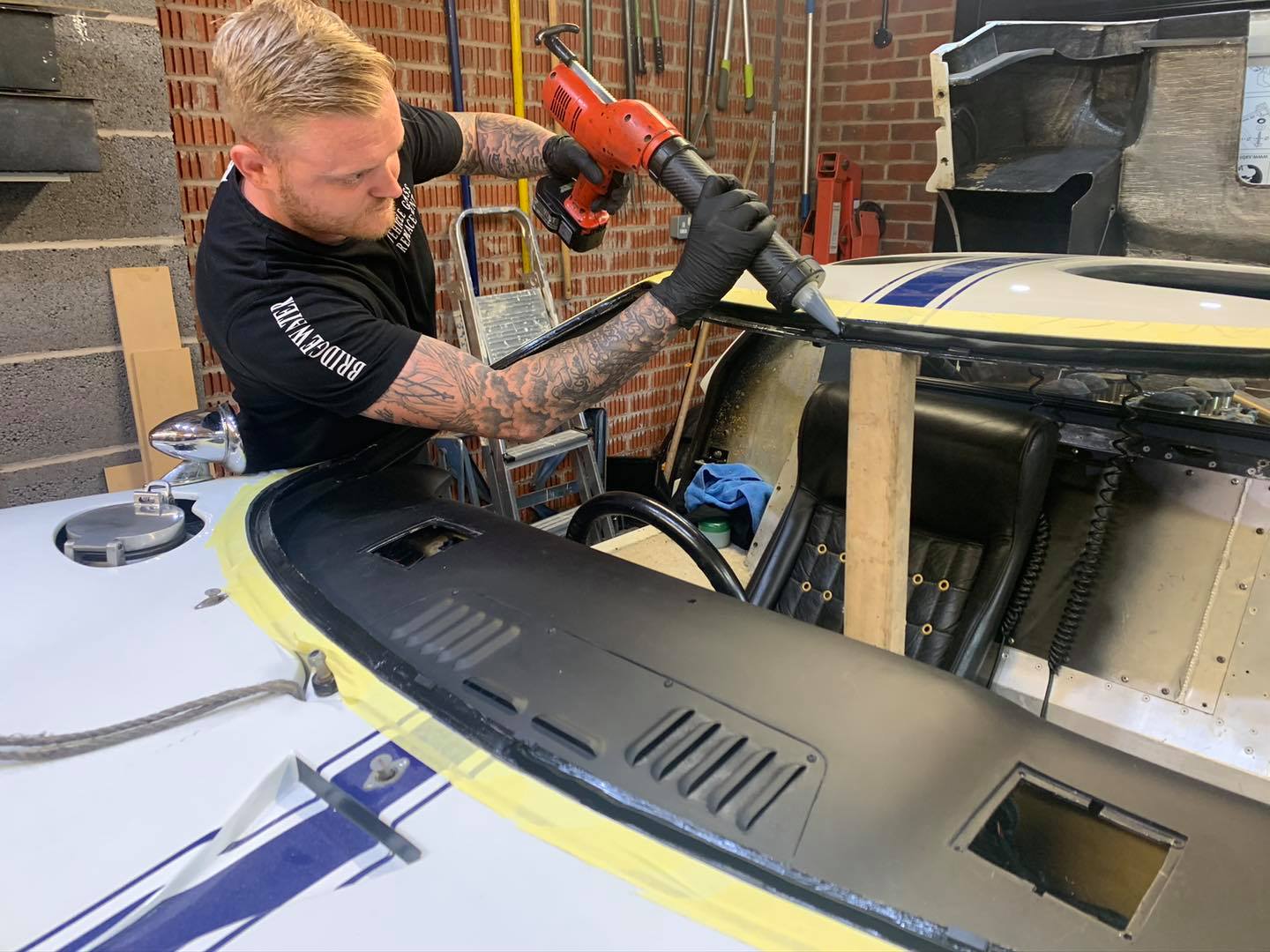 Windscreen Insurance Claims and Costs | Repairing Windscreens